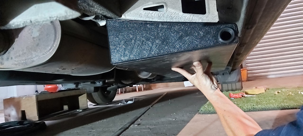 Installing Under Body Tanks – EMPF
